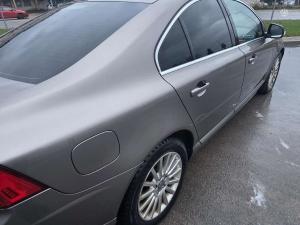 Grey Volvo S80 2009 in Kretinga, with an engine capacity of 2.40 L and mileage of 295 thousand km for 2600 €, photo 4 on AUTOMOTO.COM.LV