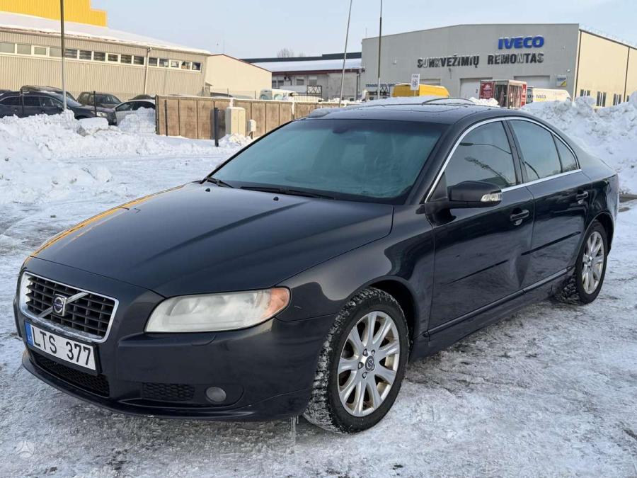 Grey Volvo S80 2009 in Klaipeda, with an engine capacity of 3.20 L and mileage of 263 thousand km for 2650 €, photo 1 on AUTOMOTO.COM.LV