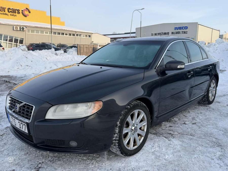 Grey Volvo S80 2009 in Klaipeda, with an engine capacity of 3.20 L and mileage of 263 thousand km for 2650 €, photo 9 on AUTOMOTO.COM.LV