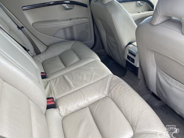 Серый Вольво С80 2009 в Авиженяй, объемом двигателя 1.60 л и пробегом 376 тыс. км за 1900 €, фото 7 на AUTOMOTO.COM.LV