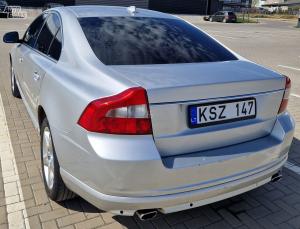 Grey Volvo S80 2009 in Siauliai, with an engine capacity of 2.40 L and mileage of 306 thousand km for 4290 €, photo 6 on AUTOMOTO.COM.LV