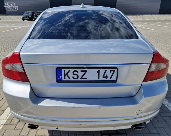 Grey Volvo S80 2009 in Siauliai, with an engine capacity of 2.40 L and mileage of 306 thousand km for 4290 €, photo 7 on AUTOMOTO.COM.LV