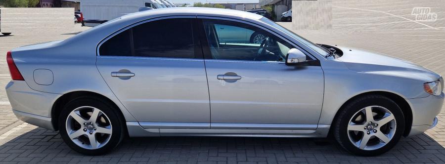 Grey Volvo S80 2009 in Siauliai, with an engine capacity of 2.40 L and mileage of 306 thousand km for 4290 €, photo 9 on AUTOMOTO.COM.LV