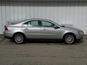 Grey Volvo S80 2009 in Riga, with an engine capacity of 2.40 L and mileage of 259 thousand km for 4000 €, photo 3 on AUTOMOTO.COM.LV