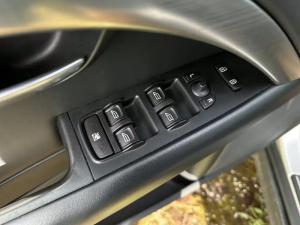 Grey Volvo S80 2009 in Riga, with an engine capacity of 2.40 L and mileage of 259 thousand km for 4000 €, photo 16 on AUTOMOTO.COM.LV