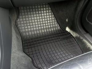 Grey Volvo S80 2009 in Riga, with an engine capacity of 2.40 L and mileage of 259 thousand km for 4000 €, photo 24 on AUTOMOTO.COM.LV