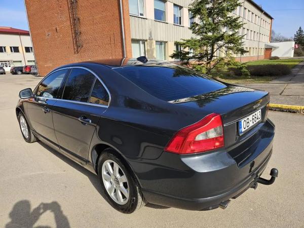 Pelēks Volvo S80 2009 Jēkabpils, ar dzinēja tilpumu 2.40 L un nobraukumu 366 tūkst. km par 5290 €, foto 7 vietnē AUTOMOTO.COM.LV