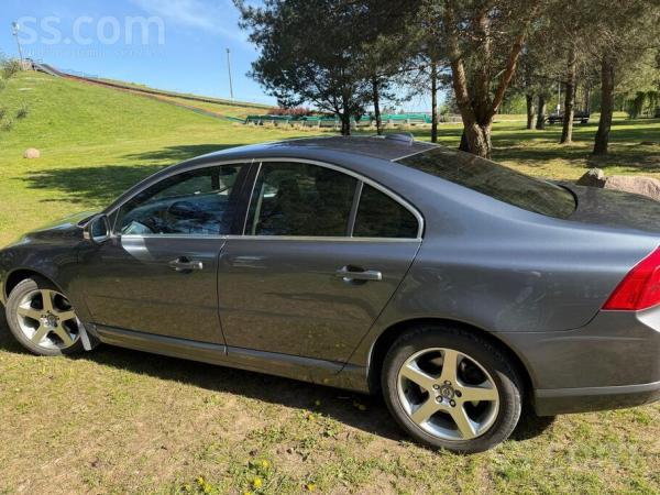 Grey Volvo S80 2009 in Jekabpils, with an engine capacity of 2.40 L and mileage of 333 thousand km for 4200 €, photo 4 on AUTOMOTO.COM.LV