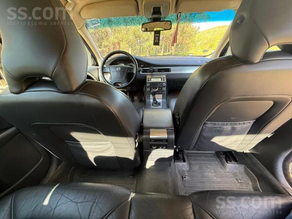 Grey Volvo S80 2009 in Jekabpils, with an engine capacity of 2.40 L and mileage of 333 thousand km for 4200 €, photo 8 on AUTOMOTO.COM.LV