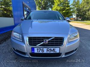 Pelēks Volvo S80 2009 Paide, ar dzinēja tilpumu 2.40 L un nobraukumu 375 tūkst. km par 5490 €, foto 3 vietnē AUTOMOTO.COM.LV