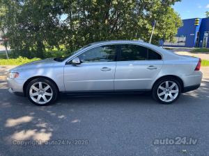 Pelēks Volvo S80 2009 Paide, ar dzinēja tilpumu 2.40 L un nobraukumu 375 tūkst. km par 5490 €, foto 4 vietnē AUTOMOTO.COM.LV