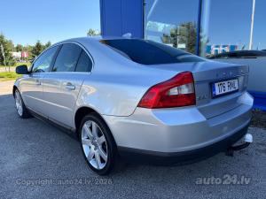 Pelēks Volvo S80 2009 Paide, ar dzinēja tilpumu 2.40 L un nobraukumu 375 tūkst. km par 5490 €, foto 5 vietnē AUTOMOTO.COM.LV