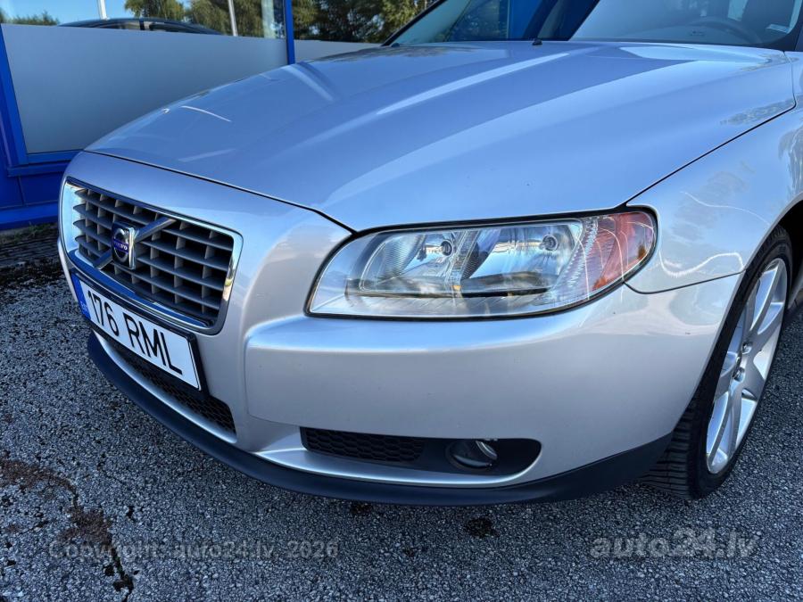 Pelēks Volvo S80 2009 Paide, ar dzinēja tilpumu 2.40 L un nobraukumu 375 tūkst. km par 5490 €, foto 8 vietnē AUTOMOTO.COM.LV