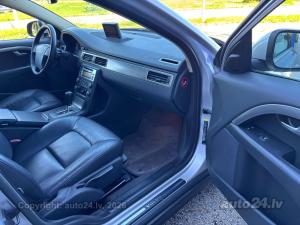 Pelēks Volvo S80 2009 Paide, ar dzinēja tilpumu 2.40 L un nobraukumu 375 tūkst. km par 5490 €, foto 10 vietnē AUTOMOTO.COM.LV