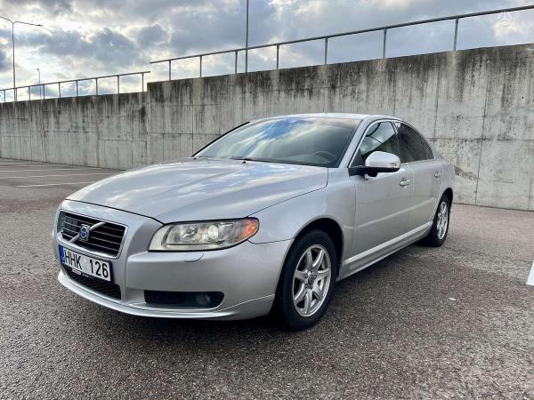 Pelēks Volvo S80 2009 Viļņa, ar dzinēja tilpumu 2.40 L un nobraukumu 295 tūkst. km par 3850 €, foto 4 vietnē AUTOMOTO.COM.LV