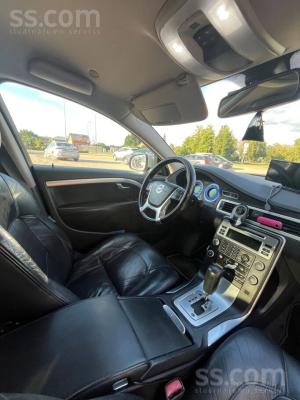 Grey Volvo S80 2009 in Jekabpils, with an engine capacity of 2.40 L and mileage of 255 thousand km for 5000 €, photo 11 on AUTOMOTO.COM.LV