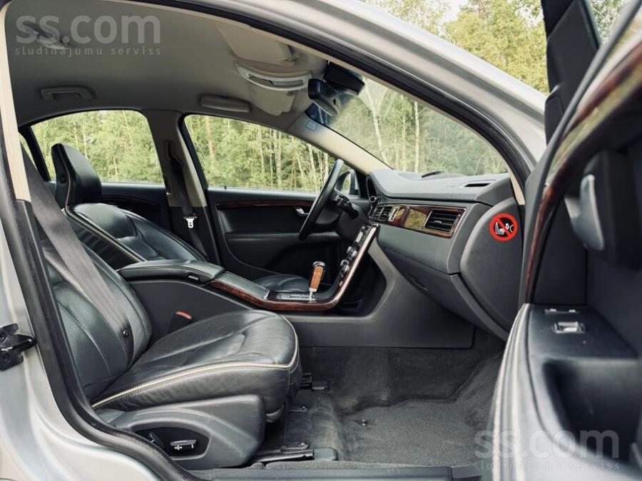 Pelēks Volvo S80 2009 Rīga, ar dzinēja tilpumu 2.40 L un nobraukumu 372 tūkst. km par 5495 €, foto 11 vietnē AUTOMOTO.COM.LV