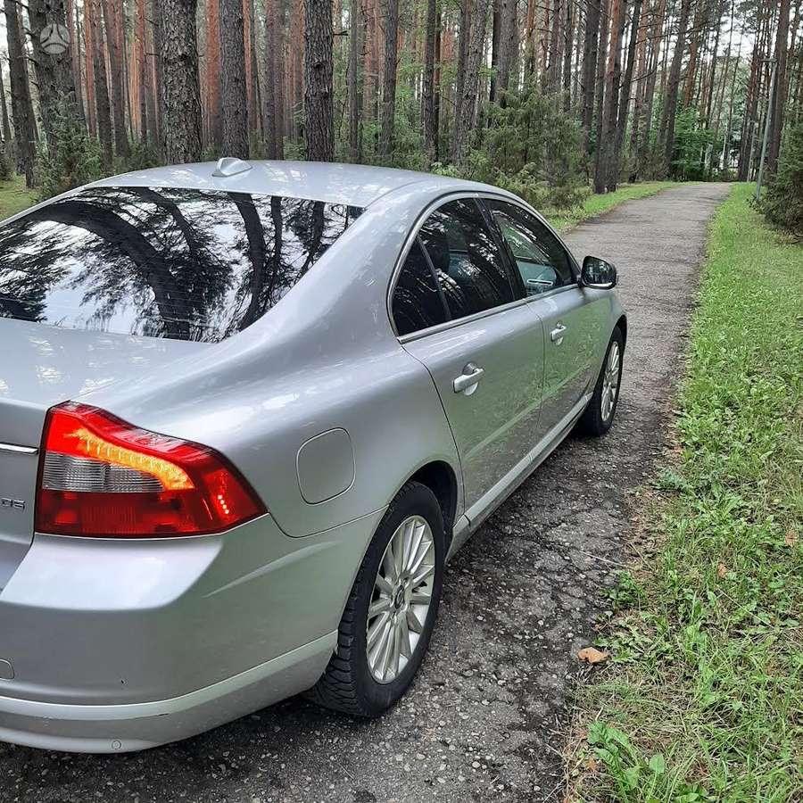 Pelēks Volvo S80 2009 Druskininkai, ar dzinēja tilpumu 2.40 L un nobraukumu 258 tūkst. km par 3295 €, foto 3 vietnē AUTOMOTO.COM.LV