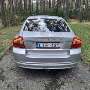 Pelēks Volvo S80 2009 Druskininkai, ar dzinēja tilpumu 2.40 L un nobraukumu 258 tūkst. km par 3295 €, foto 9 vietnē AUTOMOTO.COM.LV