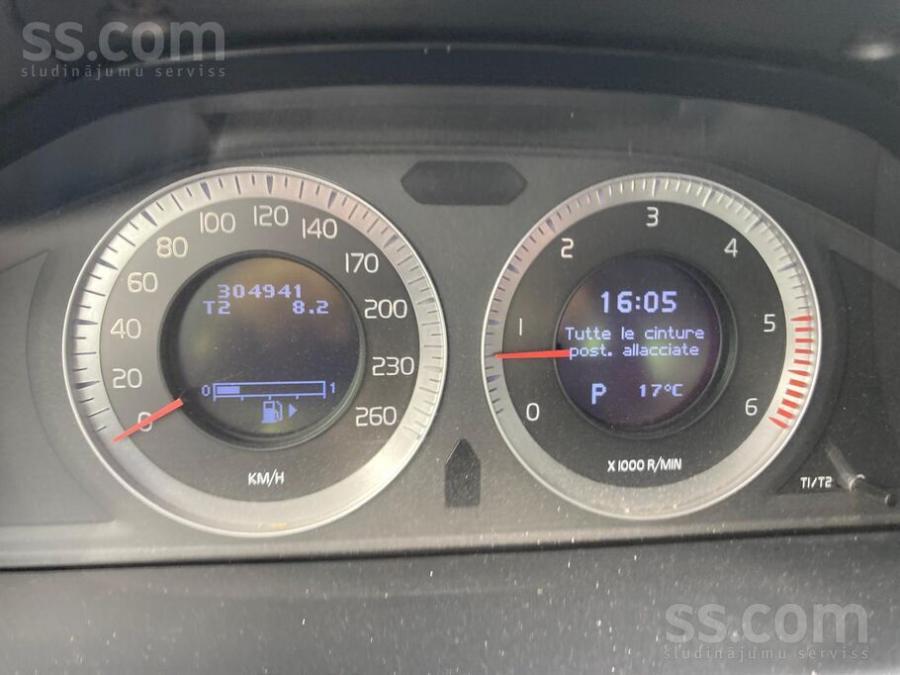 Grey Volvo S80 2009 in Riga, with an engine capacity of 2.40 L and mileage of 305 thousand km for 2650 €, photo 12 on AUTOMOTO.COM.LV