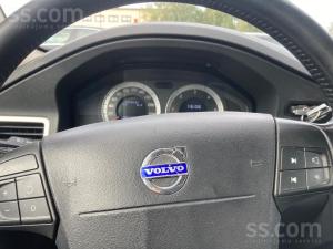 Grey Volvo S80 2009 in Riga, with an engine capacity of 2.40 L and mileage of 305 thousand km for 2650 €, photo 13 on AUTOMOTO.COM.LV