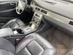 Grey Volvo S80 2009 in Riga, with an engine capacity of 2.40 L and mileage of 305 thousand km for 2650 €, photo 17 on AUTOMOTO.COM.LV