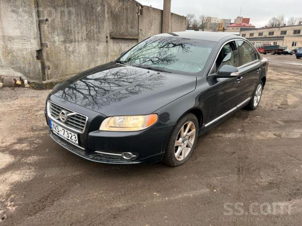 Pelēks Volvo S80 2010 Rēzekne, ar dzinēja tilpumu 2.00 L un nobraukumu 0 tūkst. km par 4350 €, foto 2 vietnē AUTOMOTO.COM.LV