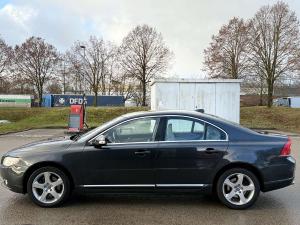 Grey Volvo S80 2010 in Siauliai, with an engine capacity of 2.40 L and mileage of 338 thousand km for 3950 €, photo 3 on AUTOMOTO.COM.LV