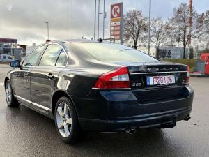 Grey Volvo S80 2010 in Siauliai, with an engine capacity of 2.40 L and mileage of 338 thousand km for 3950 €, photo 5 on AUTOMOTO.COM.LV