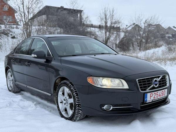 Pelēks Volvo S80 2010 Šauļi, ar dzinēja tilpumu 2.40 L un nobraukumu 339 tūkst. km par 3999 €, foto 2 vietnē AUTOMOTO.COM.LV