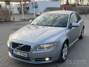 Pelēks Volvo S80 2010 Jelgava, ar dzinēja tilpumu 2.40 L un nobraukumu 379 tūkst. km par 2700 €, foto 5 vietnē AUTOMOTO.COM.LV