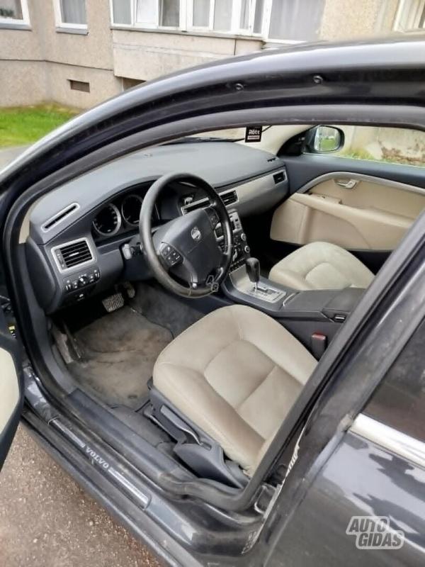 Pelēks Volvo S80 2010 Viļņa, ar dzinēja tilpumu 2.40 L un nobraukumu 290 tūkst. km par 5500 €, foto 4 vietnē AUTOMOTO.COM.LV