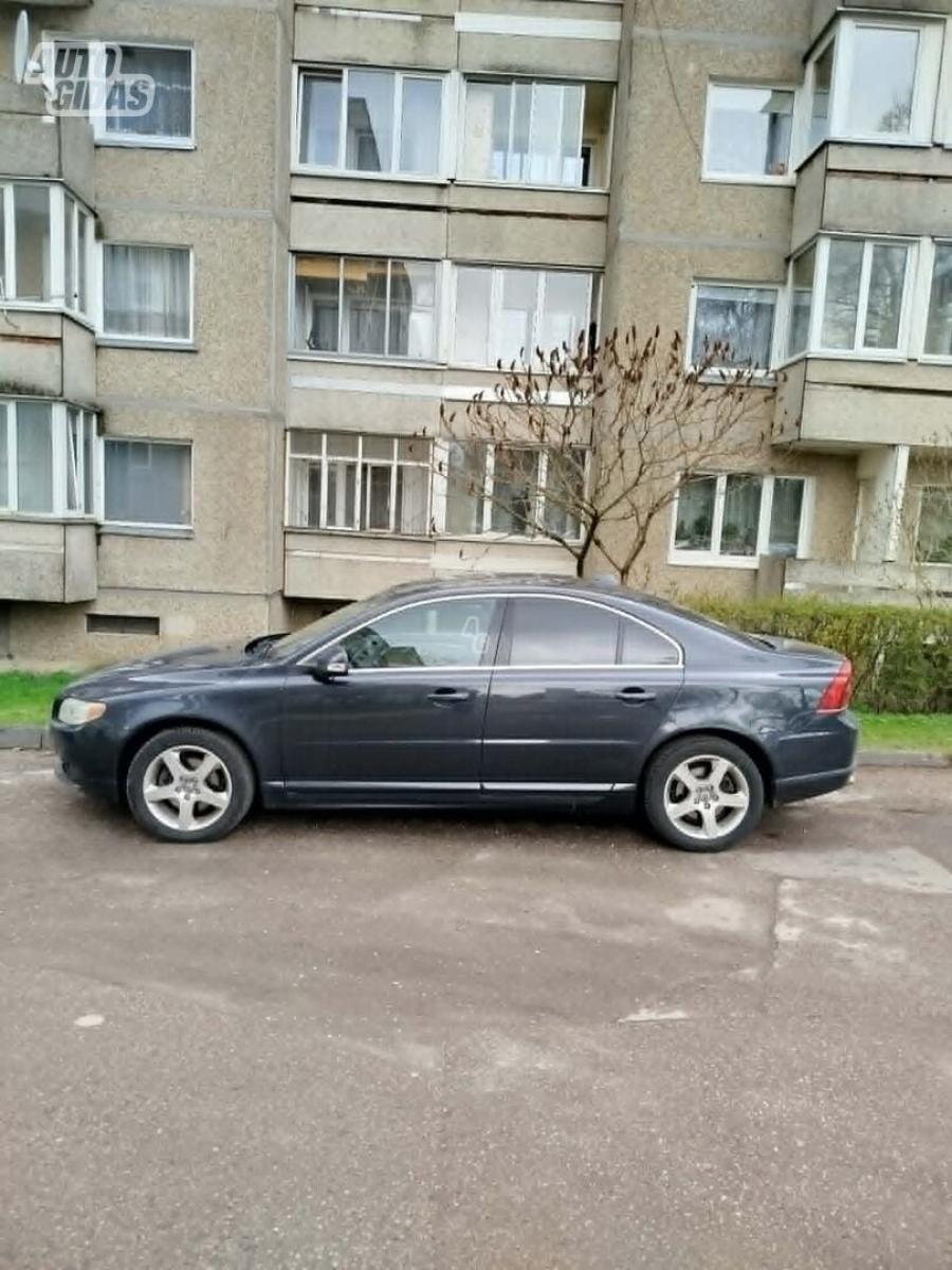 Pelēks Volvo S80 2010 Viļņa, ar dzinēja tilpumu 2.40 L un nobraukumu 290 tūkst. km par 5500 €, foto 7 vietnē AUTOMOTO.COM.LV