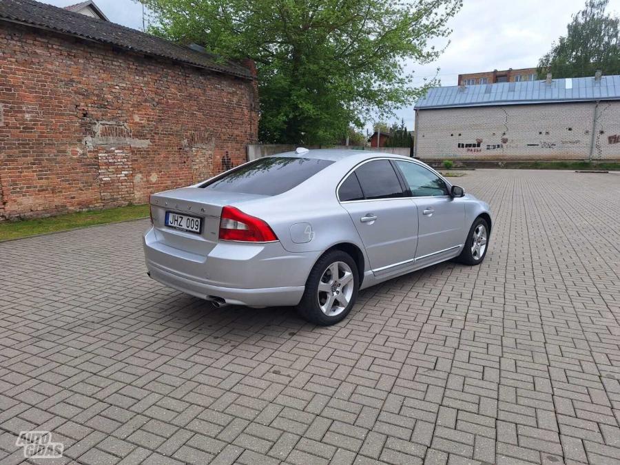 Pelēks Volvo S80 2010 Kėdainiai, ar dzinēja tilpumu 3.20 L un nobraukumu 331 tūkst. km par 4999 €, foto 7 vietnē AUTOMOTO.COM.LV