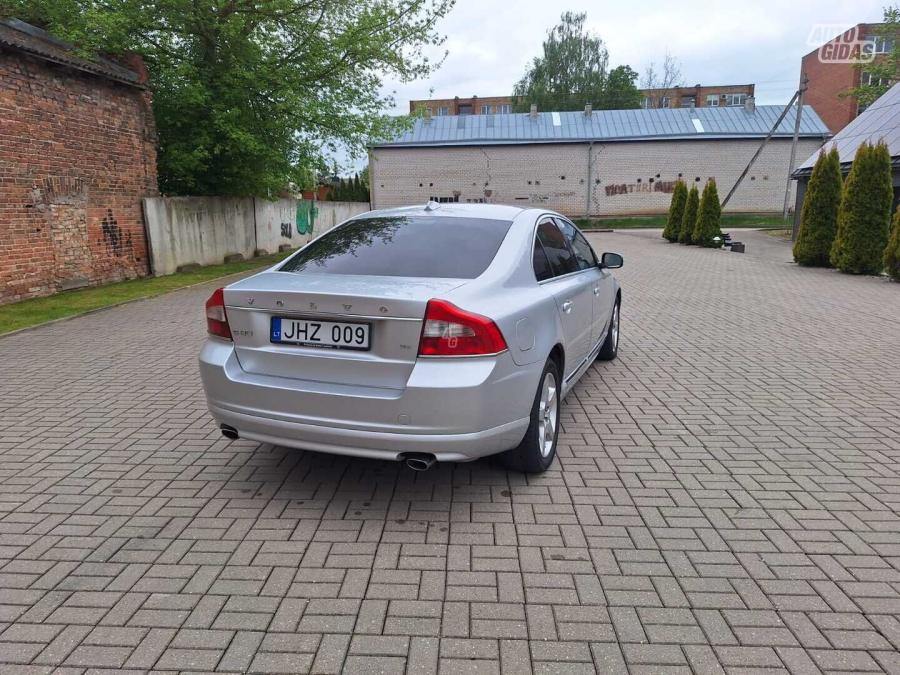 Pelēks Volvo S80 2010 Kėdainiai, ar dzinēja tilpumu 3.20 L un nobraukumu 331 tūkst. km par 4999 €, foto 12 vietnē AUTOMOTO.COM.LV