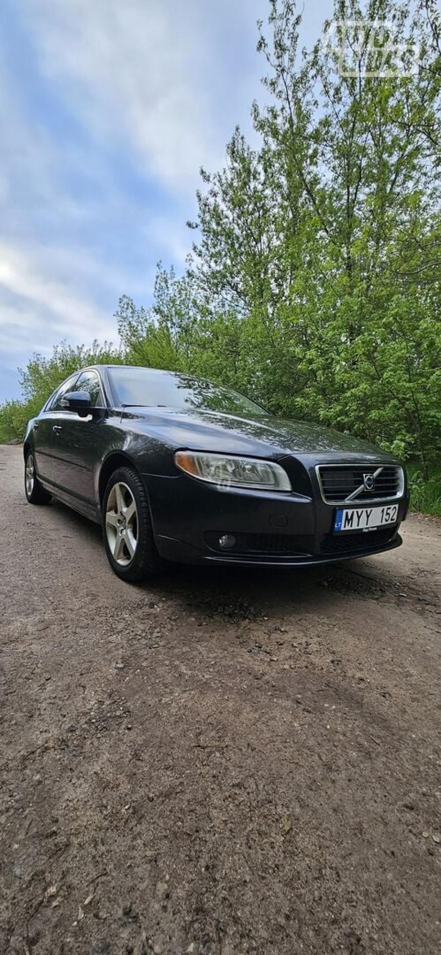 Pelēks Volvo S80 2010 Viļņa, ar dzinēja tilpumu 2.40 L un nobraukumu 291 tūkst. km par 4999 €, foto 3 vietnē AUTOMOTO.COM.LV