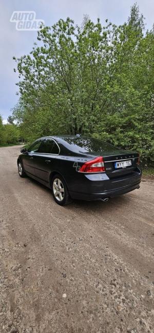 Pelēks Volvo S80 2010 Viļņa, ar dzinēja tilpumu 2.40 L un nobraukumu 291 tūkst. km par 4999 €, foto 6 vietnē AUTOMOTO.COM.LV