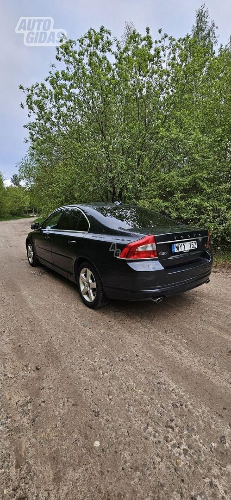 Pelēks Volvo S80 2010 Viļņa, ar dzinēja tilpumu 2.40 L un nobraukumu 291 tūkst. km par 4999 €, foto 6 vietnē AUTOMOTO.COM.LV
