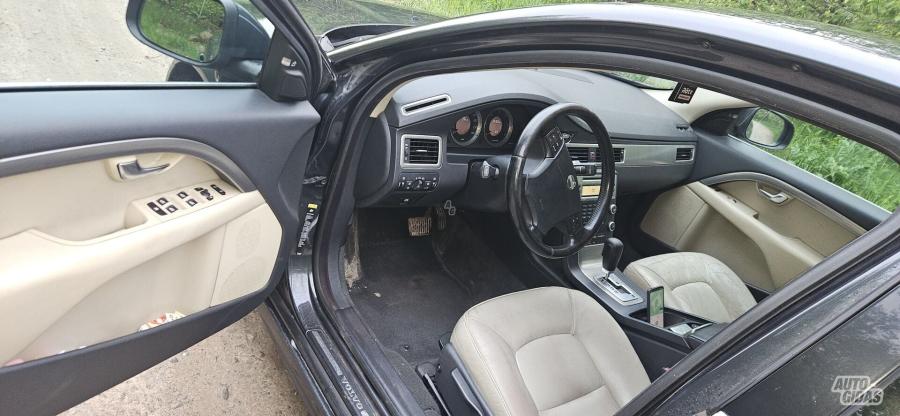 Pelēks Volvo S80 2010 Viļņa, ar dzinēja tilpumu 2.40 L un nobraukumu 291 tūkst. km par 4999 €, foto 10 vietnē AUTOMOTO.COM.LV