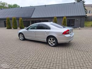 Pelēks Volvo S80 2010 Kėdainiai, ar dzinēja tilpumu 3.20 L un nobraukumu 331 tūkst. km par 4850 €, foto 14 vietnē AUTOMOTO.COM.LV