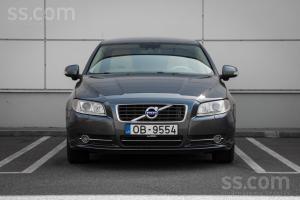 Pelēks Volvo S80 2010 Rīga, ar dzinēja tilpumu 1.60 L un nobraukumu 0 tūkst. km par 3995 €, foto 3 vietnē AUTOMOTO.COM.LV