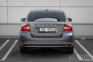Pelēks Volvo S80 2010 Rīga, ar dzinēja tilpumu 1.60 L un nobraukumu 0 tūkst. km par 3995 €, foto 6 vietnē AUTOMOTO.COM.LV