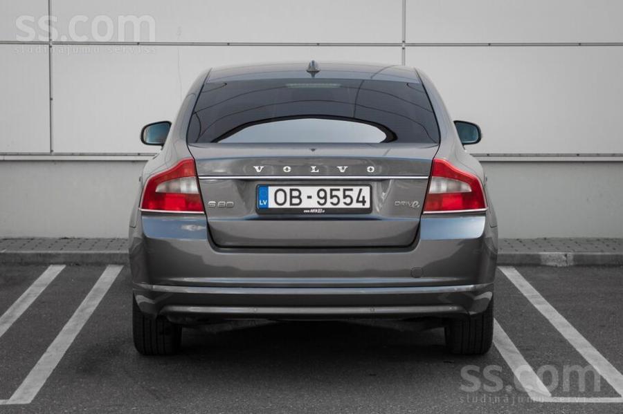 Pelēks Volvo S80 2010 Rīga, ar dzinēja tilpumu 1.60 L un nobraukumu 0 tūkst. km par 3995 €, foto 6 vietnē AUTOMOTO.COM.LV