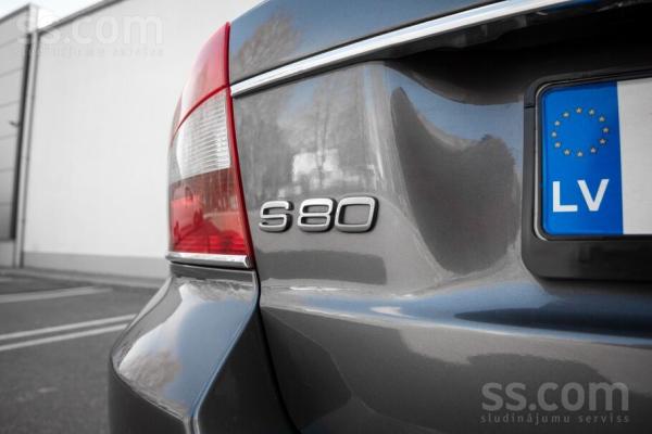 Grey Volvo S80 2010 in Riga, with an engine capacity of 1.60 L and mileage of 0 thousand km for 3995 €, photo 7 on AUTOMOTO.COM.LV
