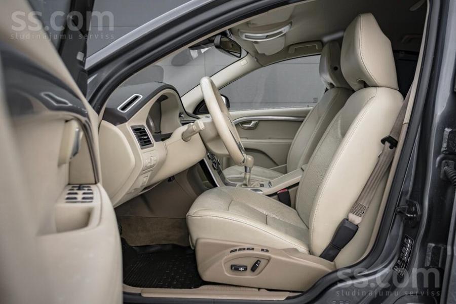Pelēks Volvo S80 2010 Rīga, ar dzinēja tilpumu 1.60 L un nobraukumu 0 tūkst. km par 3995 €, foto 9 vietnē AUTOMOTO.COM.LV