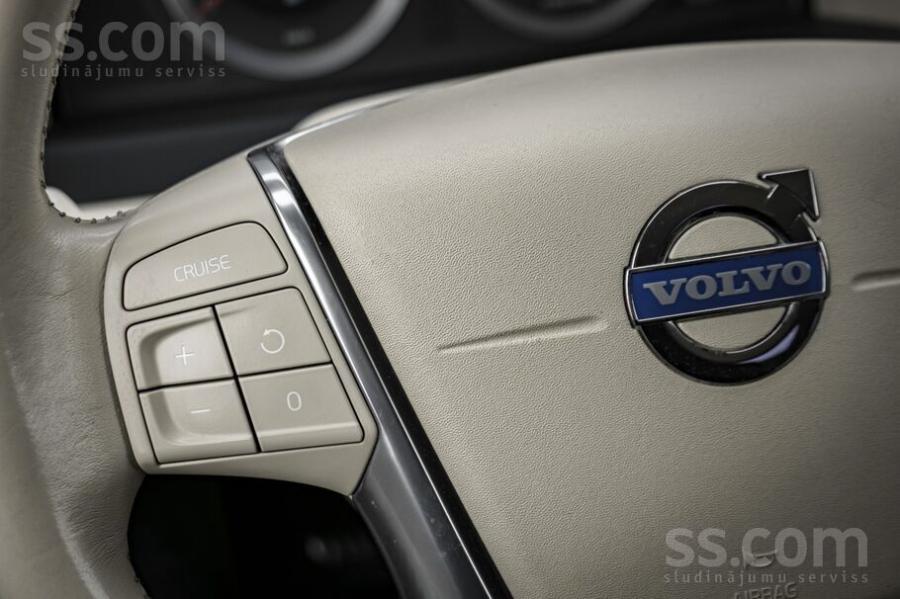 Pelēks Volvo S80 2010 Rīga, ar dzinēja tilpumu 1.60 L un nobraukumu 0 tūkst. km par 3995 €, foto 17 vietnē AUTOMOTO.COM.LV