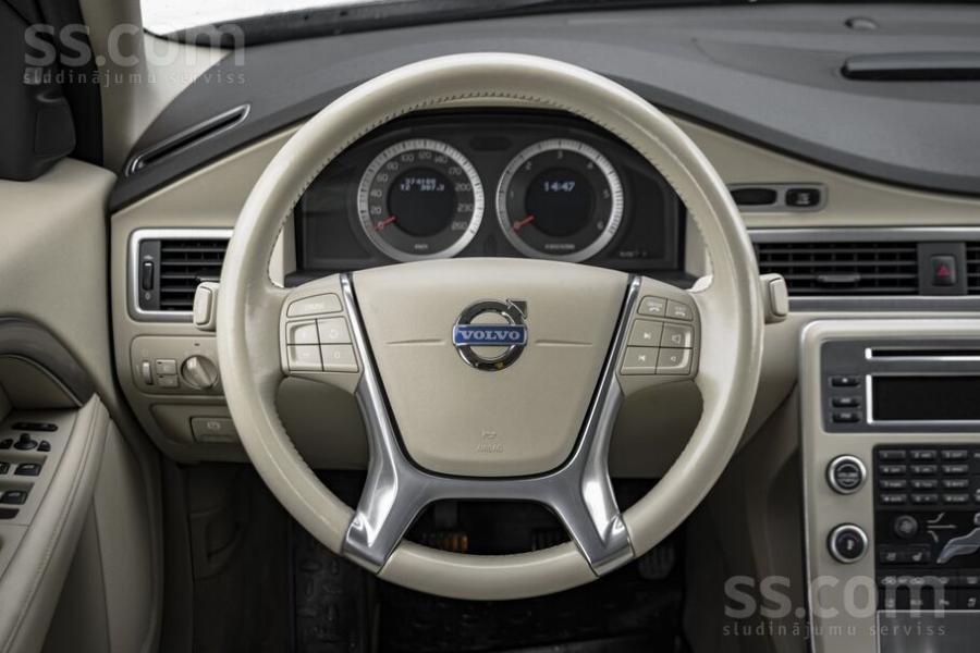 Pelēks Volvo S80 2010 Rīga, ar dzinēja tilpumu 1.60 L un nobraukumu 0 tūkst. km par 3995 €, foto 18 vietnē AUTOMOTO.COM.LV