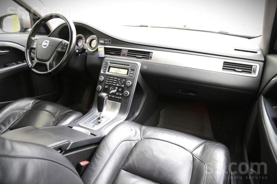 Grey Volvo S80 2010 in Riga, with an engine capacity of 2.40 L and mileage of 0 thousand km for 3995 €, photo 15 on AUTOMOTO.COM.LV