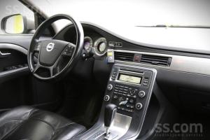 Grey Volvo S80 2010 in Riga, with an engine capacity of 2.40 L and mileage of 0 thousand km for 3995 €, photo 16 on AUTOMOTO.COM.LV
