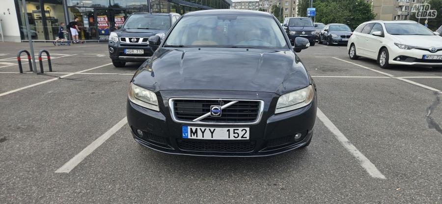 Pelēks Volvo S80 2010 Viļņa, ar dzinēja tilpumu 2.40 L un nobraukumu 291 tūkst. km par 4500 €, foto 1 vietnē AUTOMOTO.COM.LV